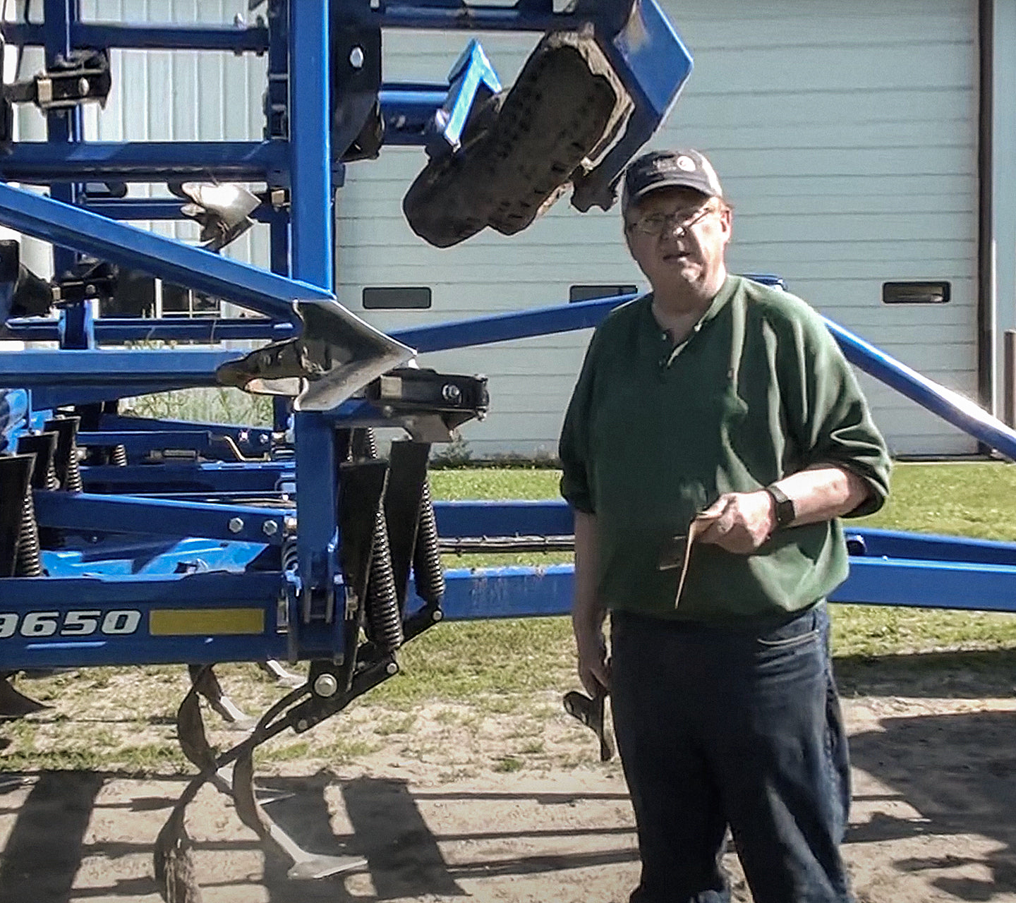Tillage sweeps for cleaner cuts and better wear | Agrituf